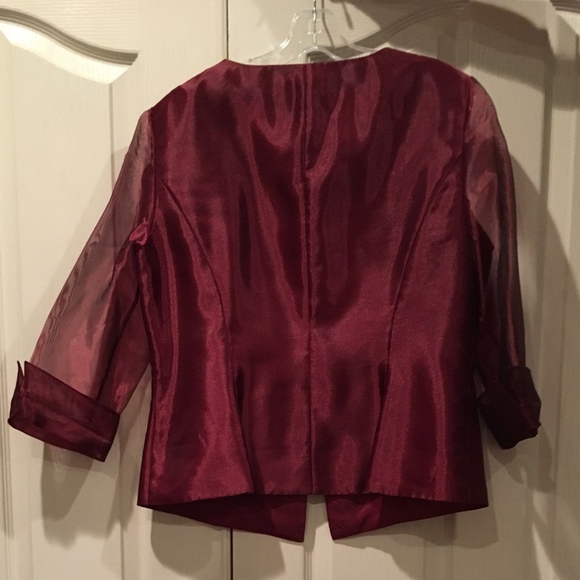 Alex Evenings | Tops | Alex Evenings Burgundy Buttondown | Poshmark